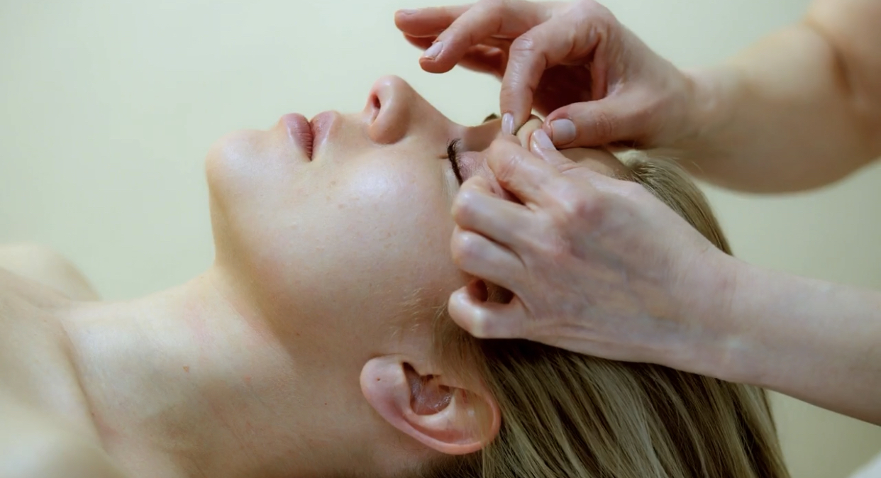 Skincare services in Studio City, LA | Face Sculpting Training | Via